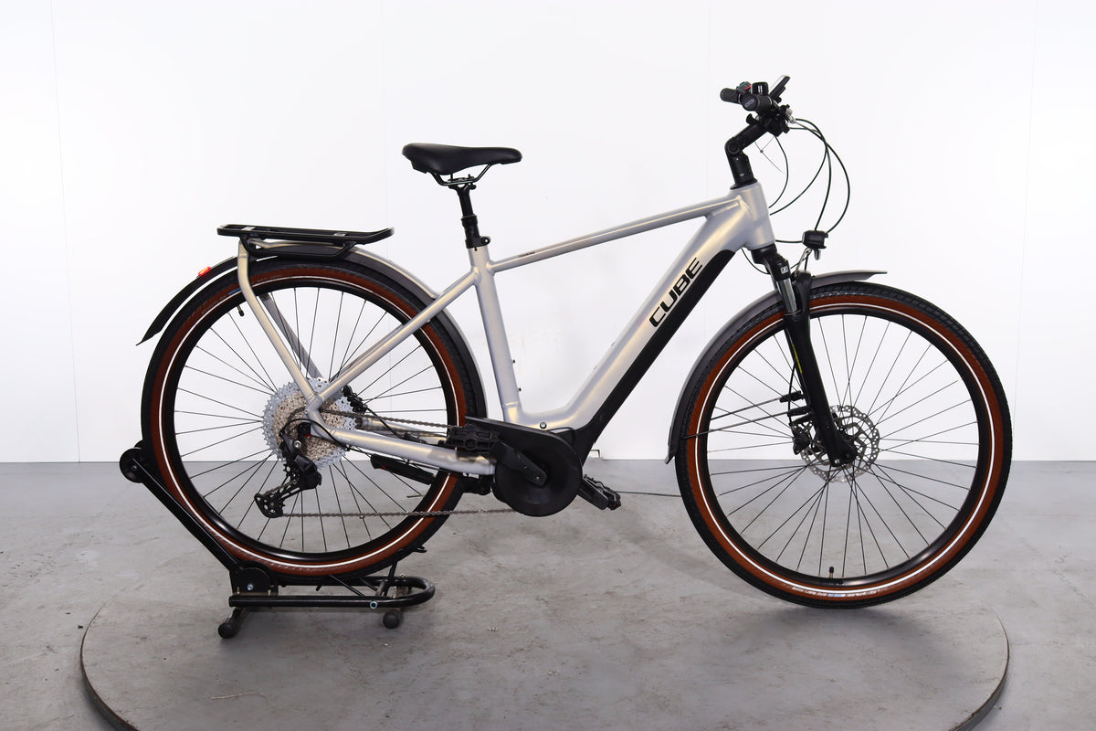 Elektrische fiets Cube Touring Hybrid Pro 2023 refurbished | Upway